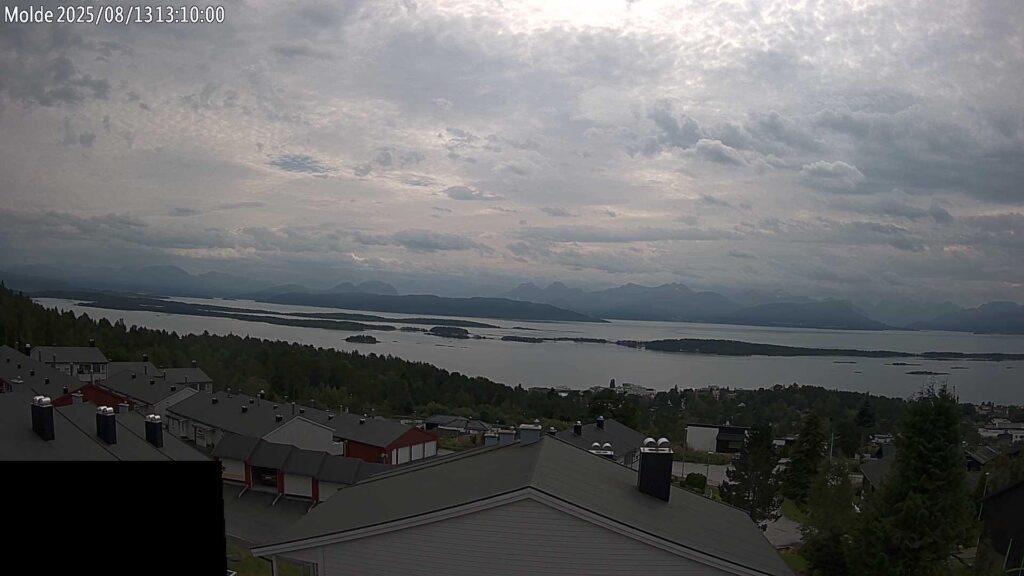 Molde Havn Webcam: Dit Vindue til Rosernes By | Klintebjerg Baadelaug